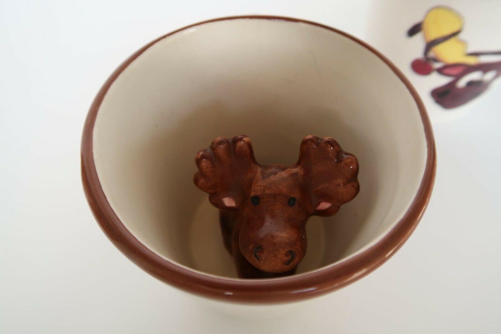 Pair of adorable vintage peek-a-boo Christmas moose mugs - Everything Else