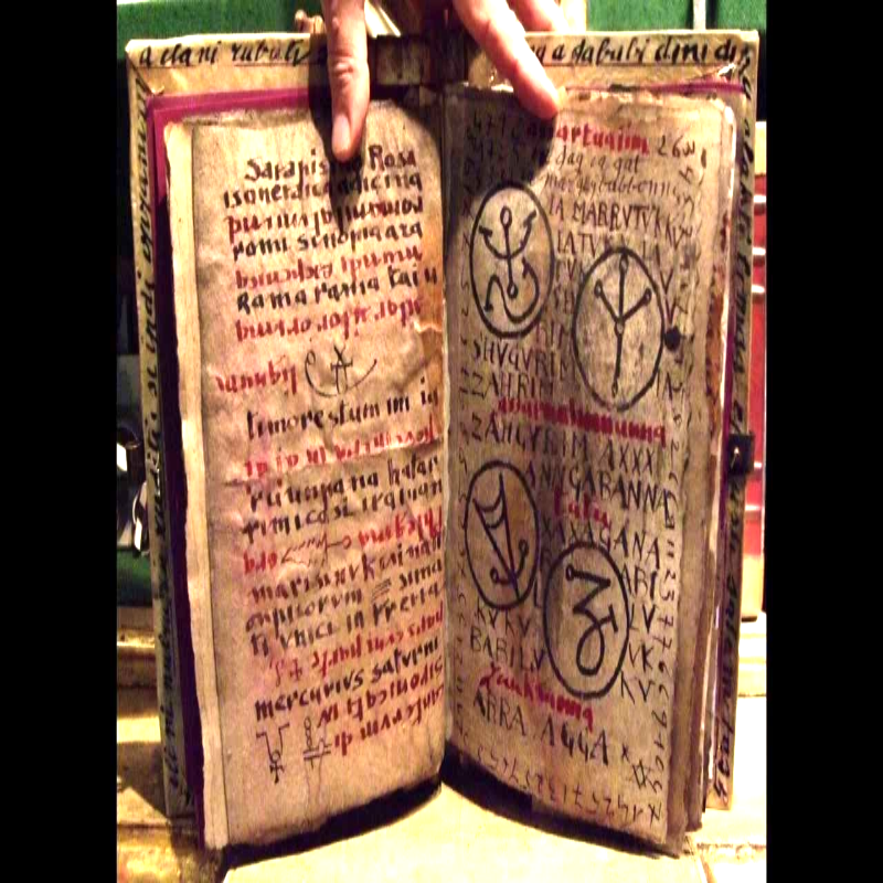 VERY POWERFUL UNCONDITIONAL NECRONOMICON LOVE SPELL - Other