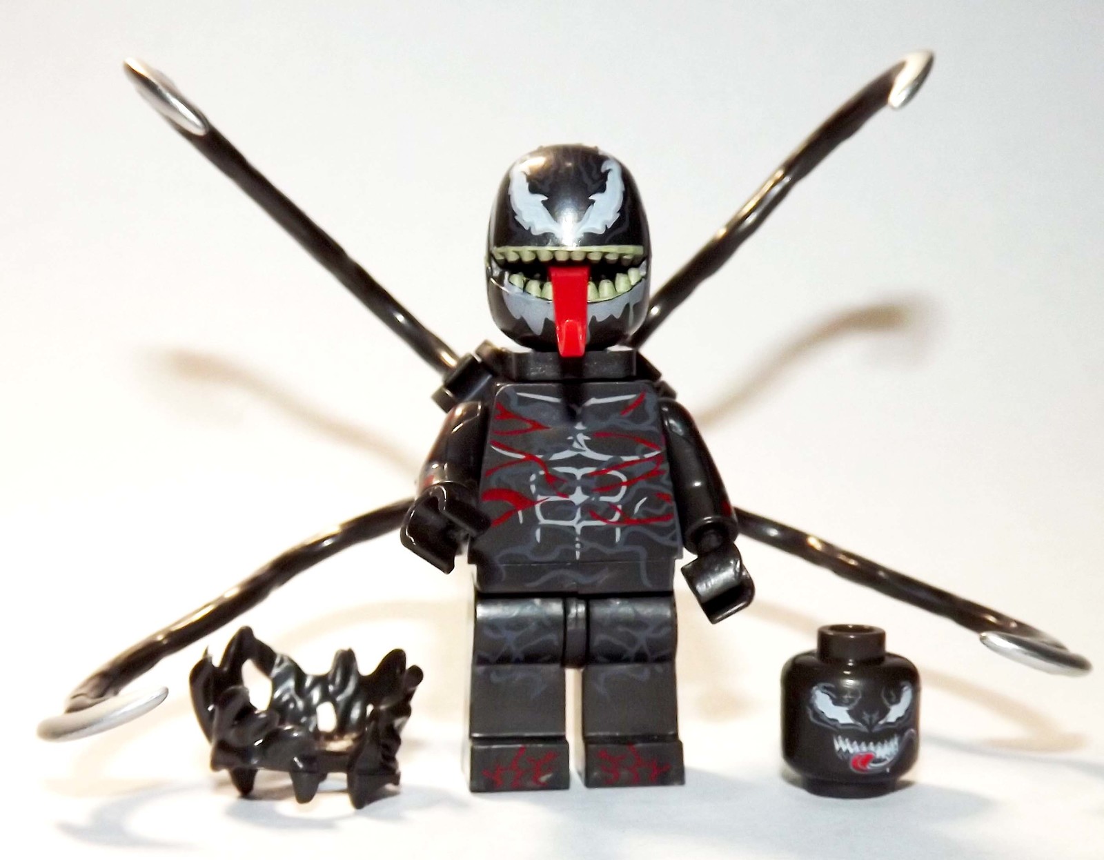 Minifigure Custome Riot Venom Movie Marvel - LEGO (R) Minifigures