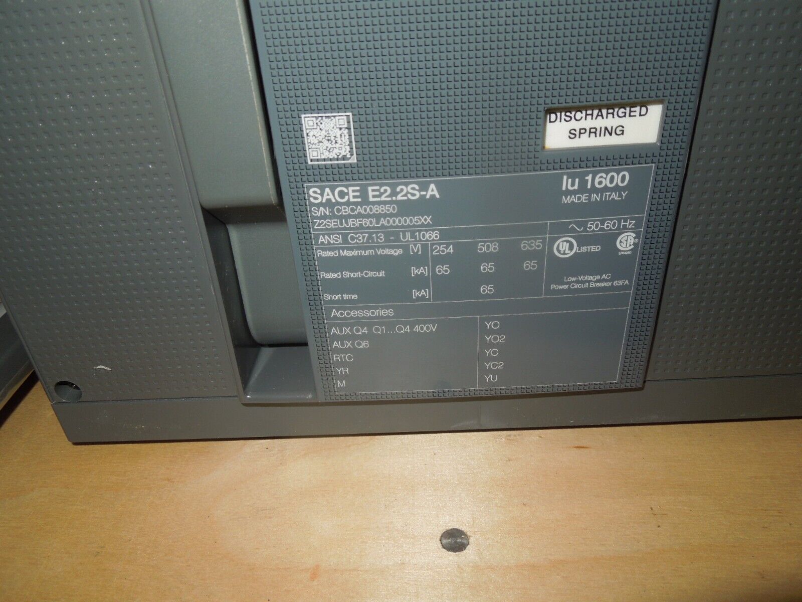ABB SACE E2.2S-A Emax2 1600A 3P 600V MO/FM Breaker Ekip Touch w/ LSIG ...