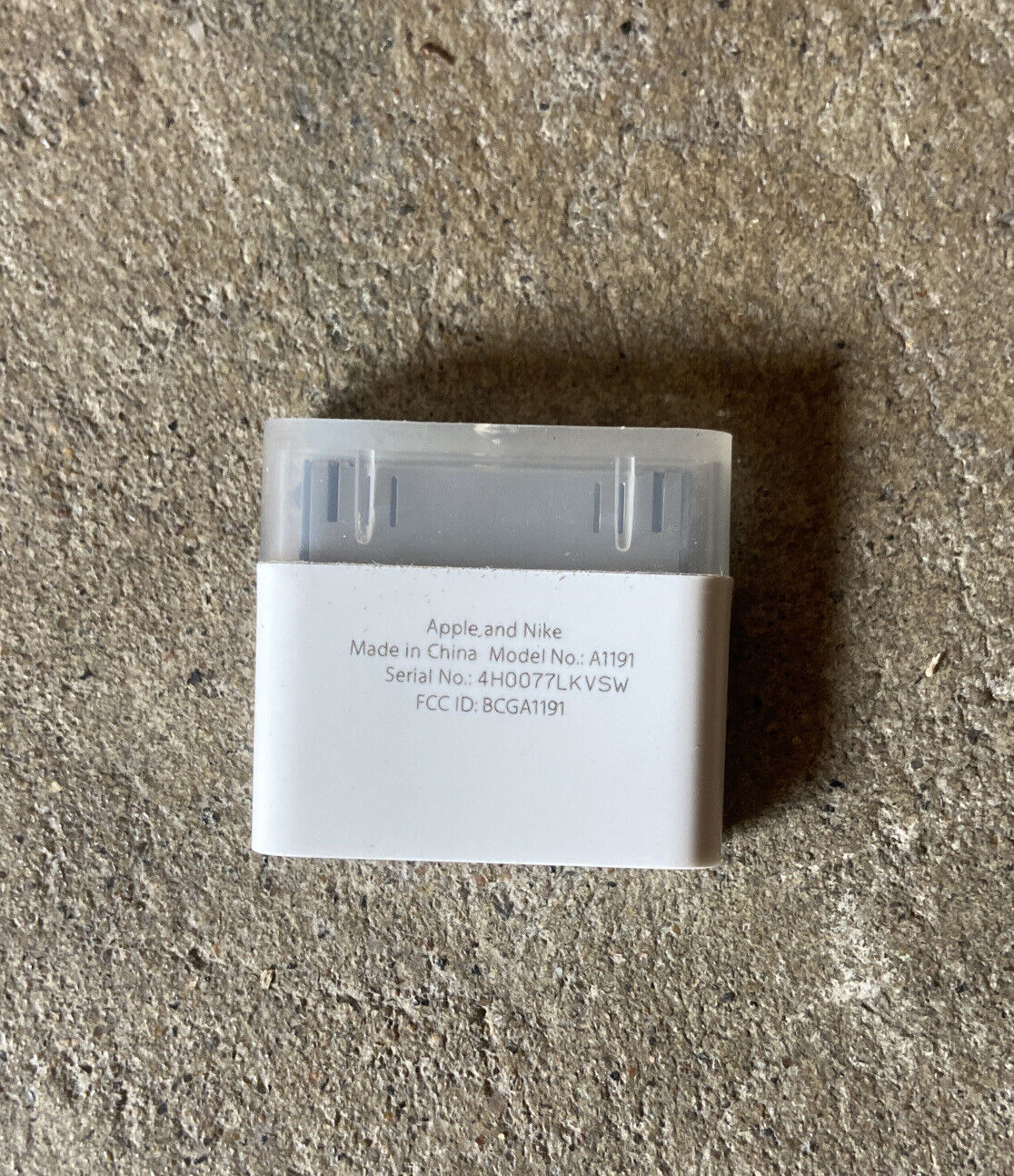 APPLE AND NIKE iPOD SPORT KIT RUNNING RECEIVER A1191 30-PIN CONNECTOR ...