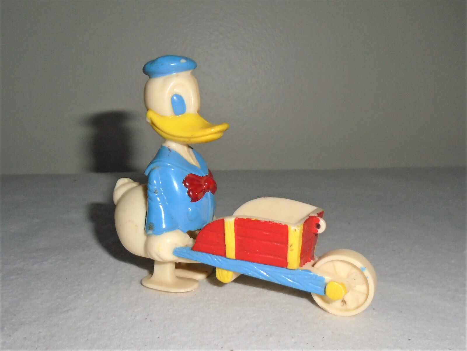 Marx Donald Duck Ramp Walker with Wheel Barrow Hong Kong Vintage Toys ...