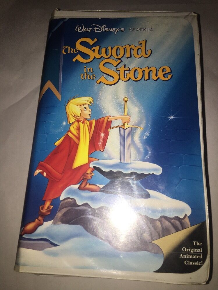 Disney's The Sword In The Stone VHS black diamond - VHS Tapes