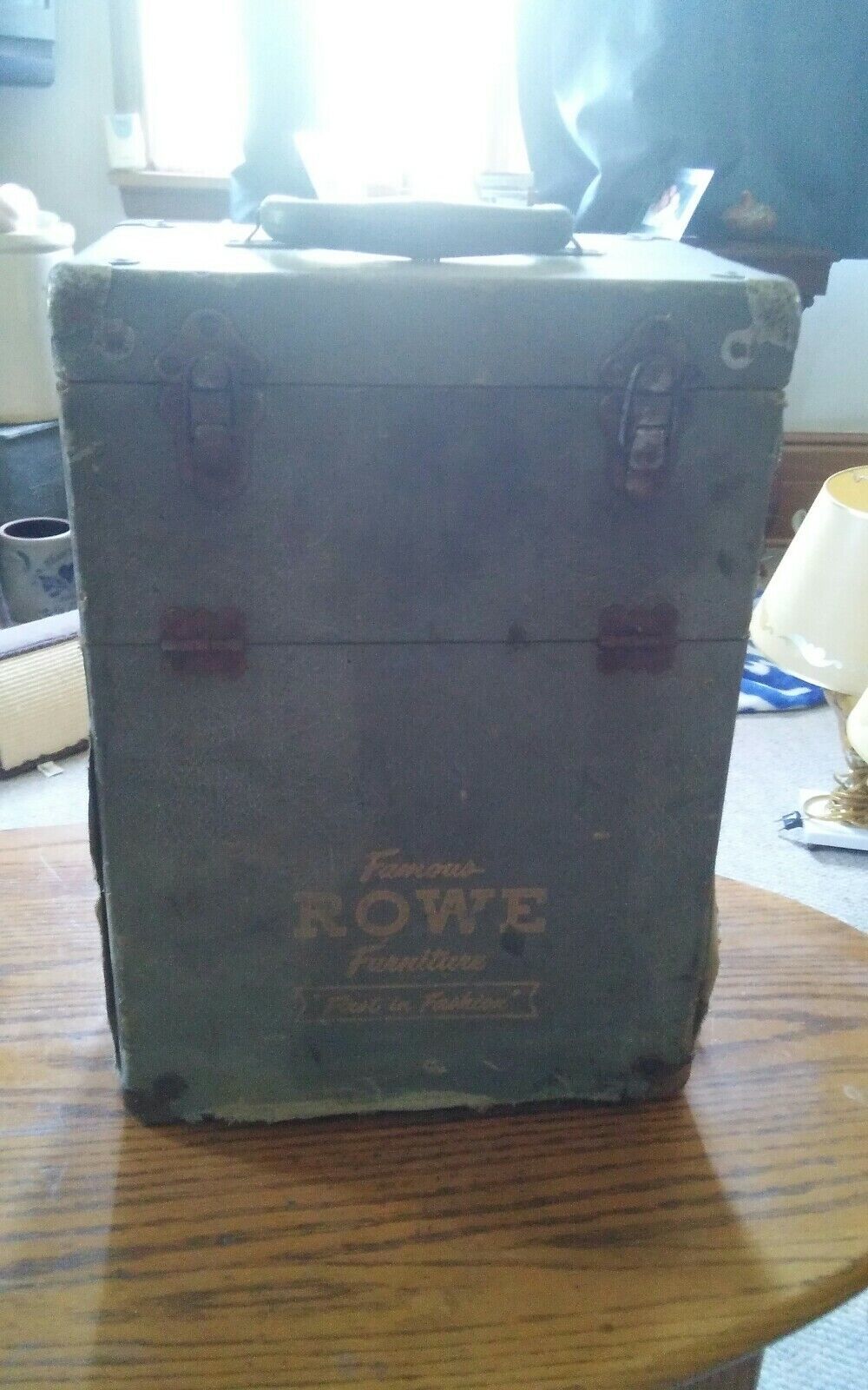 Vintage Famous Rowe Furniture Box First in Fashion Hinged Lid Latches ...