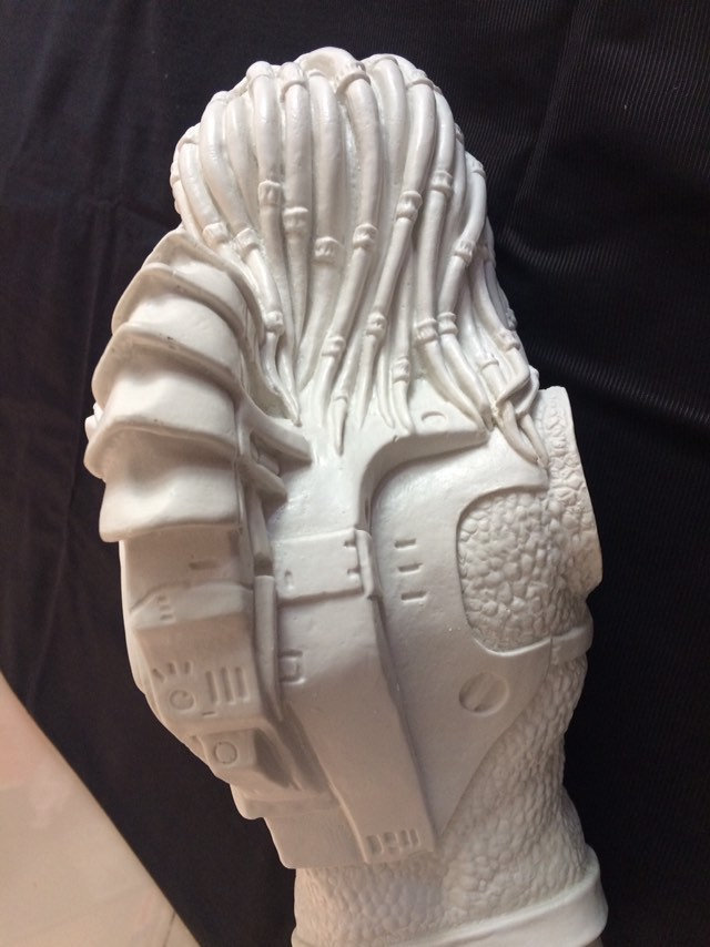 PREDATOR 1/3 DIY Vinyl Model Kit Figure Sculpture 26" tall - Models & Kits