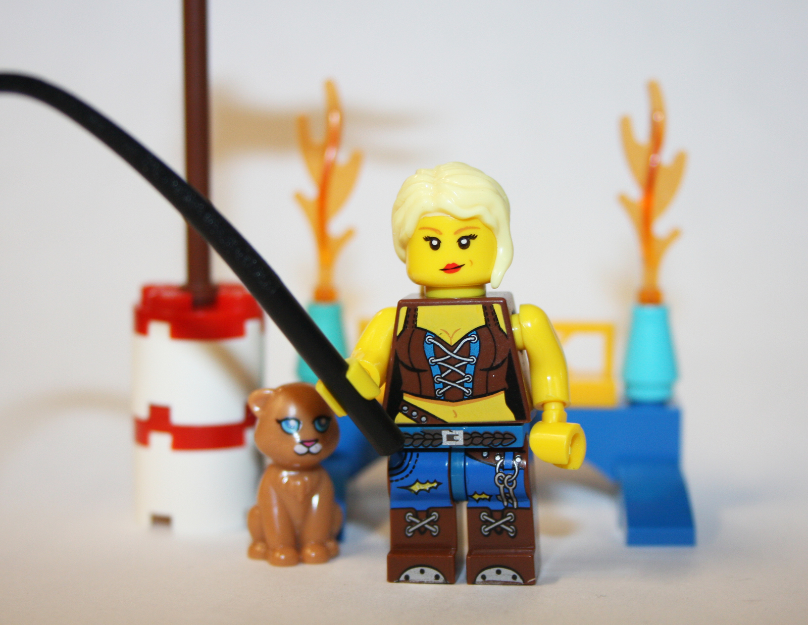 Minifigure Lion Tamer Circus Zoo Toys US - LEGO (R) Minifigures