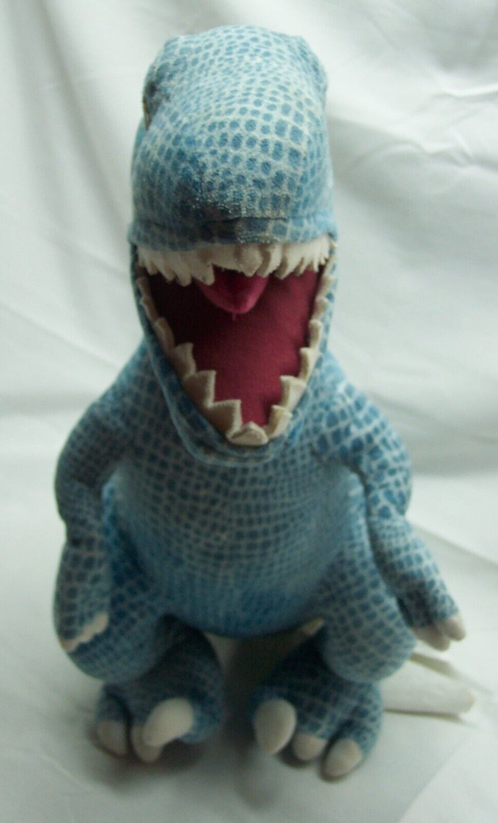 Jurassic Park World BLUE THE VELOCIRAPTOR DINOSAUR 16" Plush STUFFED ...