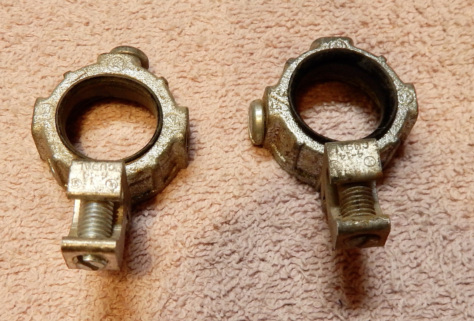 Conduit Grounding Bushings 3/4 " Get 2 ea Grounding Clamp Screw NOS USA ...