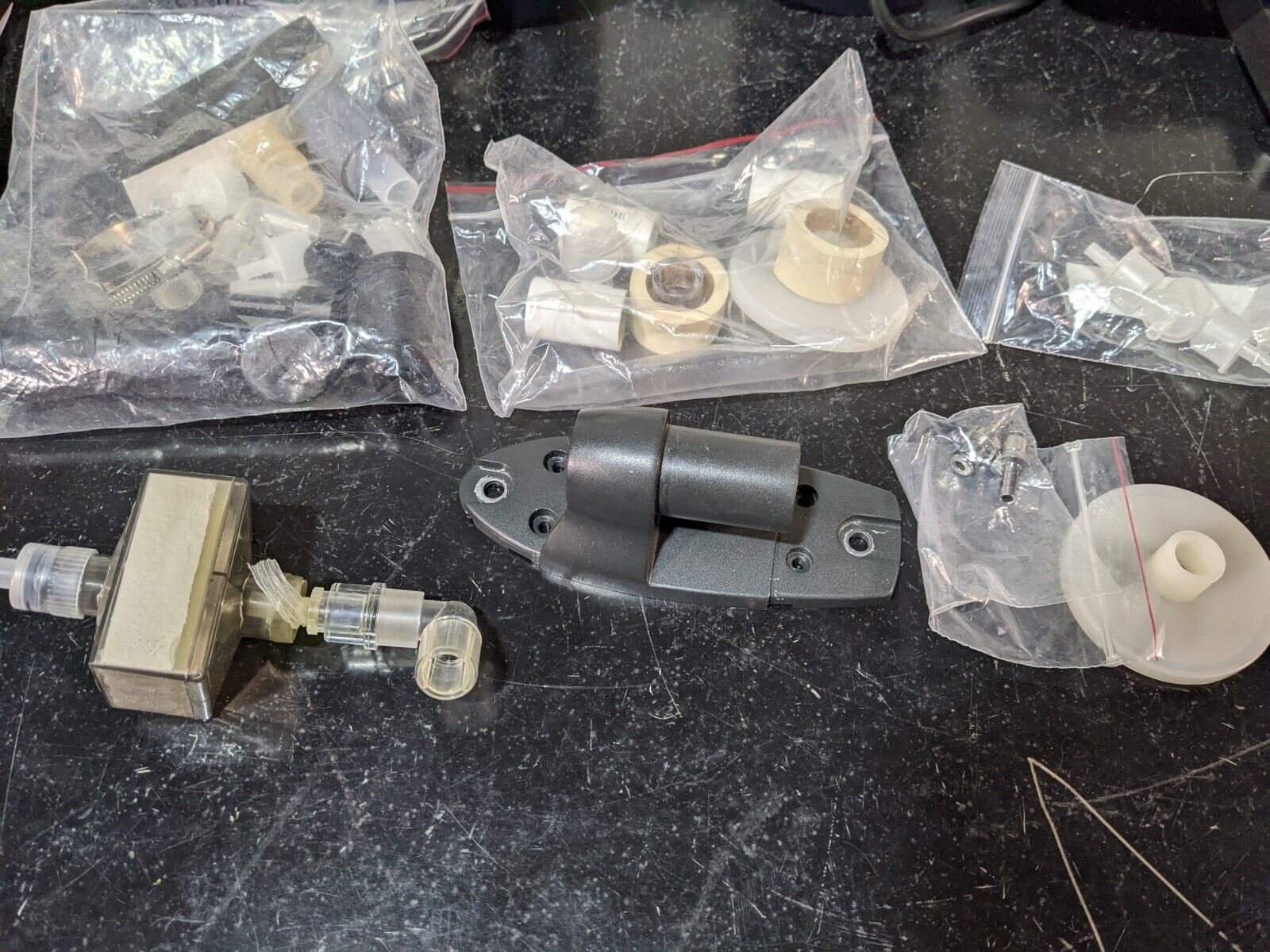 Smiths SurgiVet AES Active Evacuation System V7300 / LOT OF 2 WITH ...