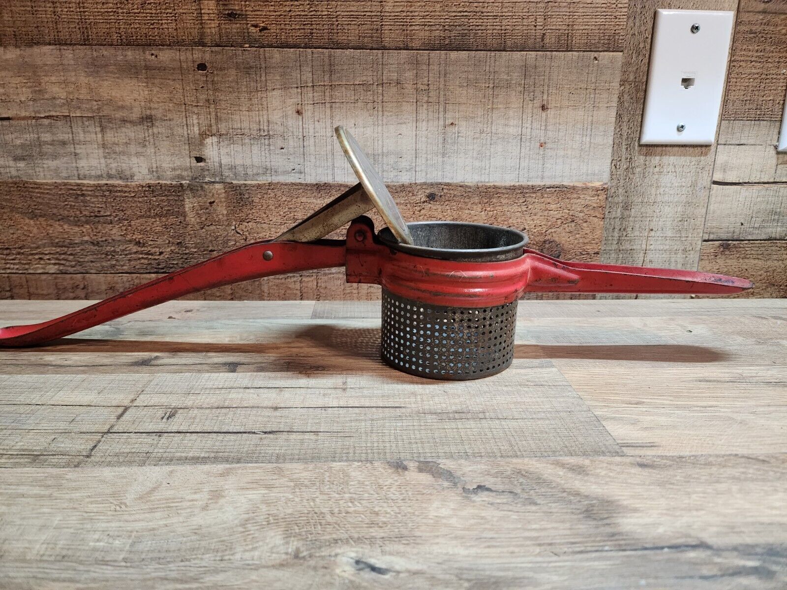 Vintage Handy Things Potato Ricer- Red Metal Handle USA - Circa 1950s ...