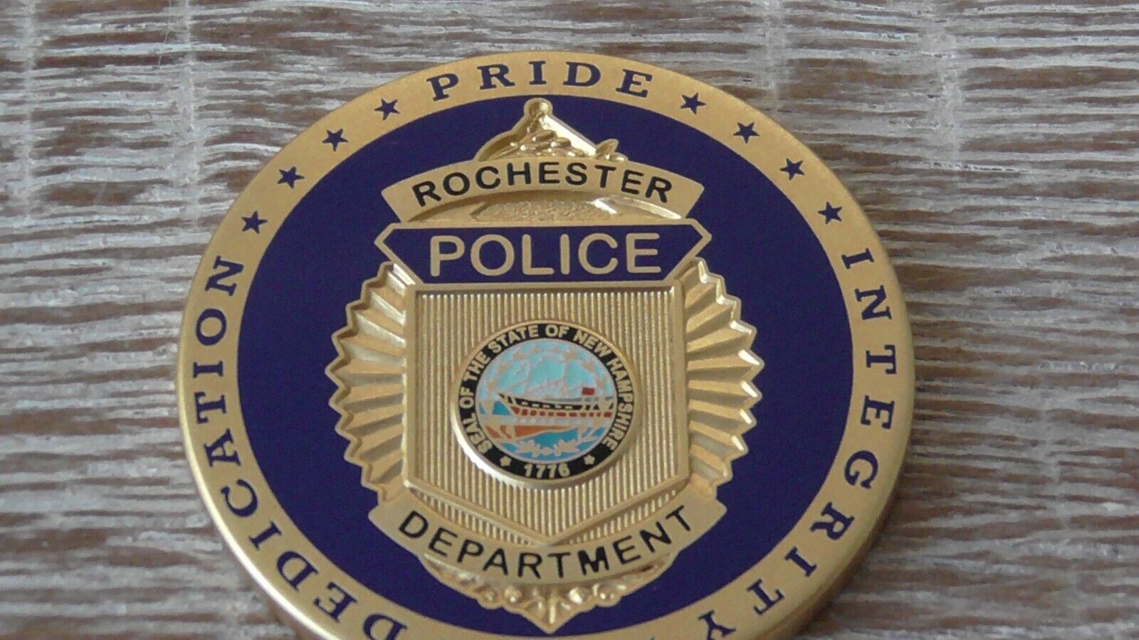 Rochester Police Department New Hampshire Challenge Coin #A148 ...