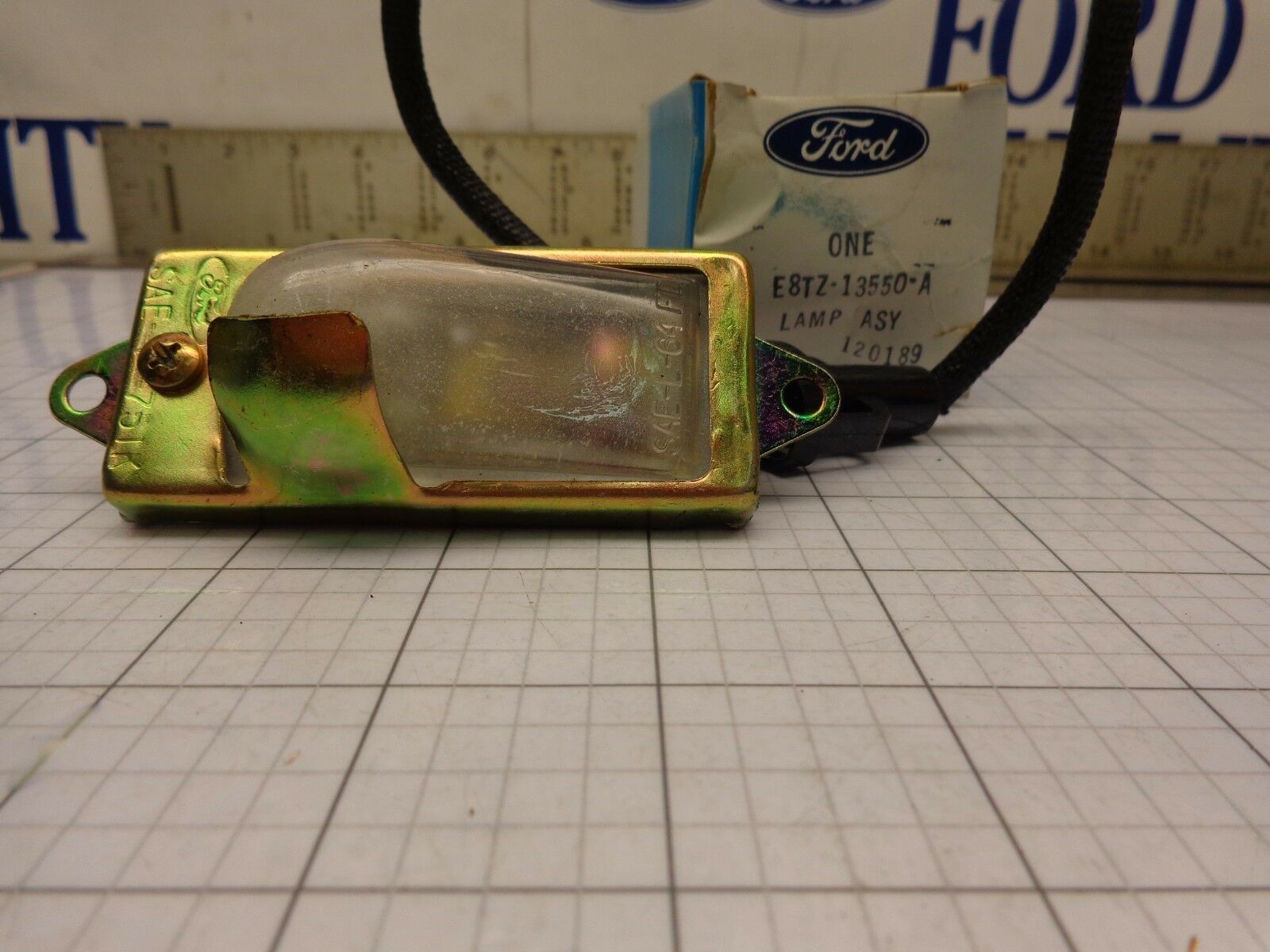 FORD NOS E8TZ-13550-A License Plate Tag Light Lamp 86-91 F250 F350 NO ...