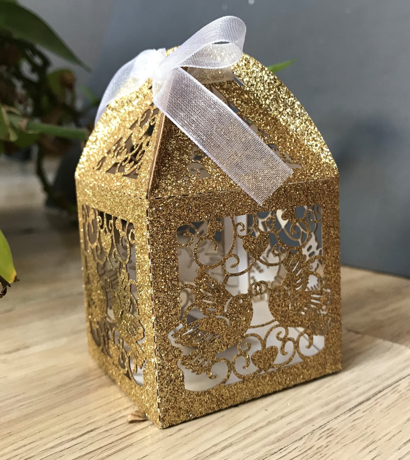 100pcs Glitter Gold Candy gift packaging Boxes,Chocolate Boxes,laser ...
