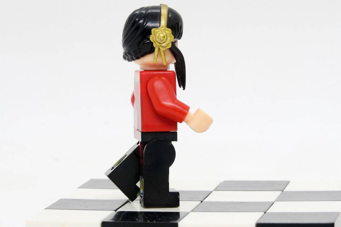 Anime Spy x Family Yor Forger (Red Dress) Custom Minifigures ...