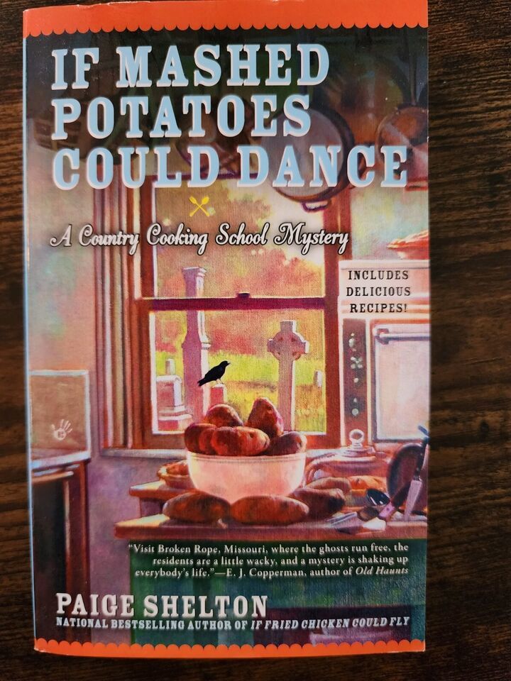 If Mashed Potatoes Could Dance (Country Cooking School Mystery) - Books