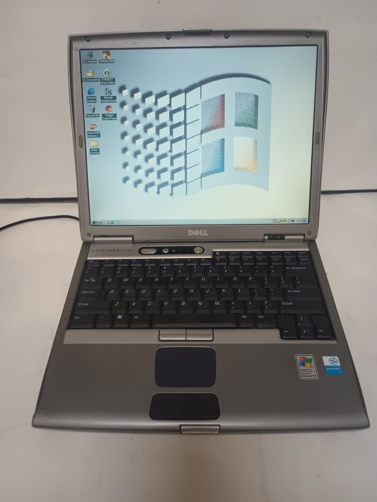 VINTAGE Dell Latitude D600 Laptop 1.6ghz 512GB RAM WIN 98 Serial ...