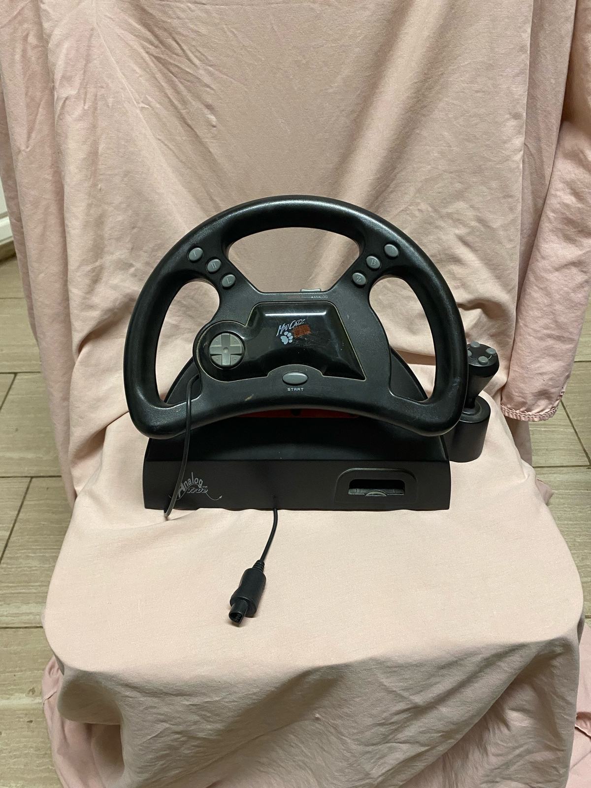 Mad Catz Analog Steering Wheel Nintendo N64 Racing Wheel