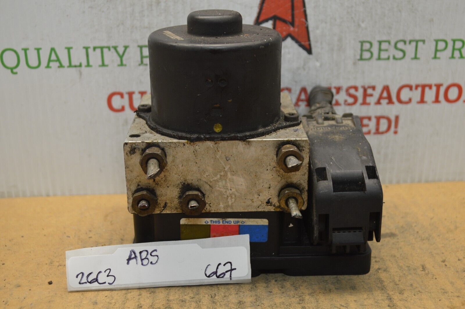 2003 2004 Ford Expedition ABS Pump Control OEM 2L1T2C219AF Module 667 ...