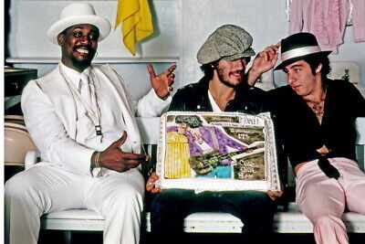 Bruce Springsteen Rare candid back stage with E- Street band late 70s ...