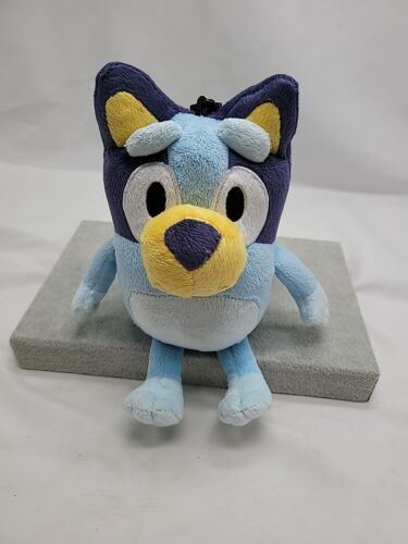 Bluey Backpack Clip On 8” Mini Plush Zippered Pouch By Ludo Studio ...