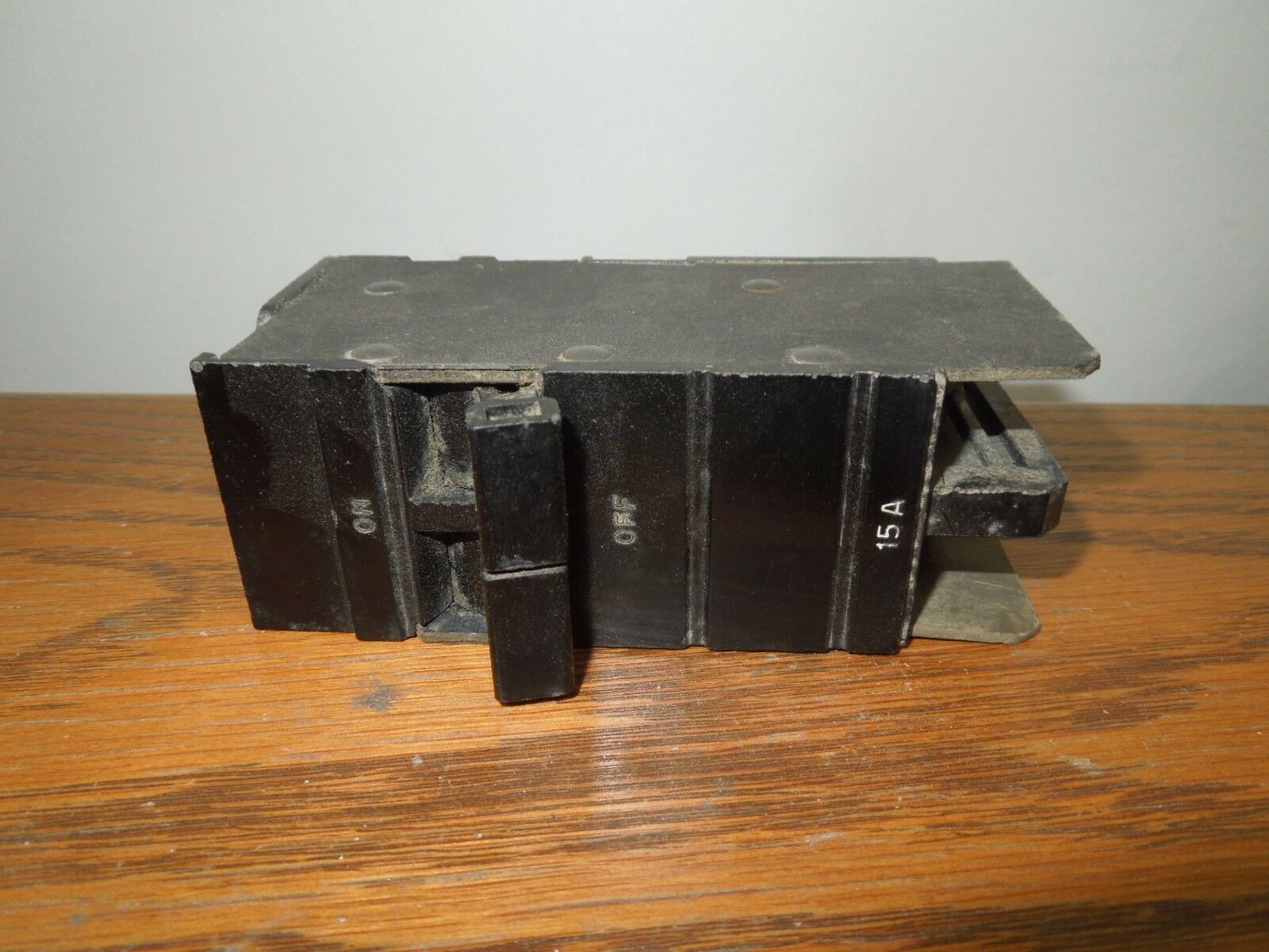 Square D Type XO-215 15A 2P 120-240V Circuit Breaker Used - Circuit ...
