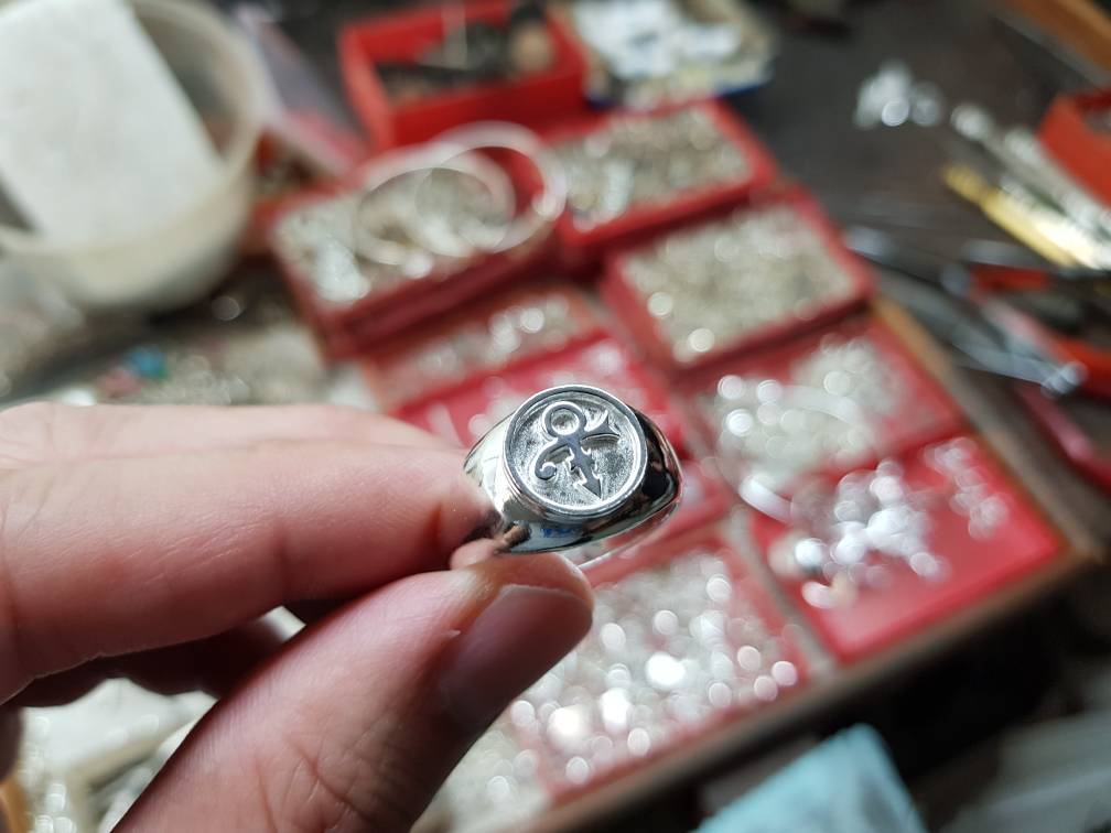 Ring - Chunky - Love Emblem - Remembrance Symbol - Sterling Silver - Rings