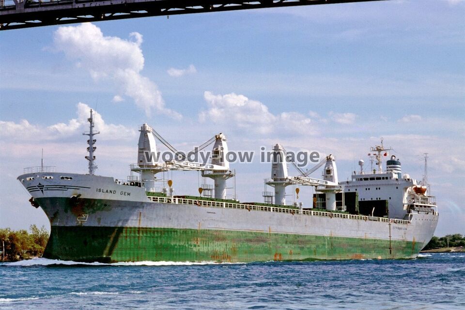 ap1029 - Greek Cargo Ship - Island Gem , built 1984 - photograph 6x4 ...