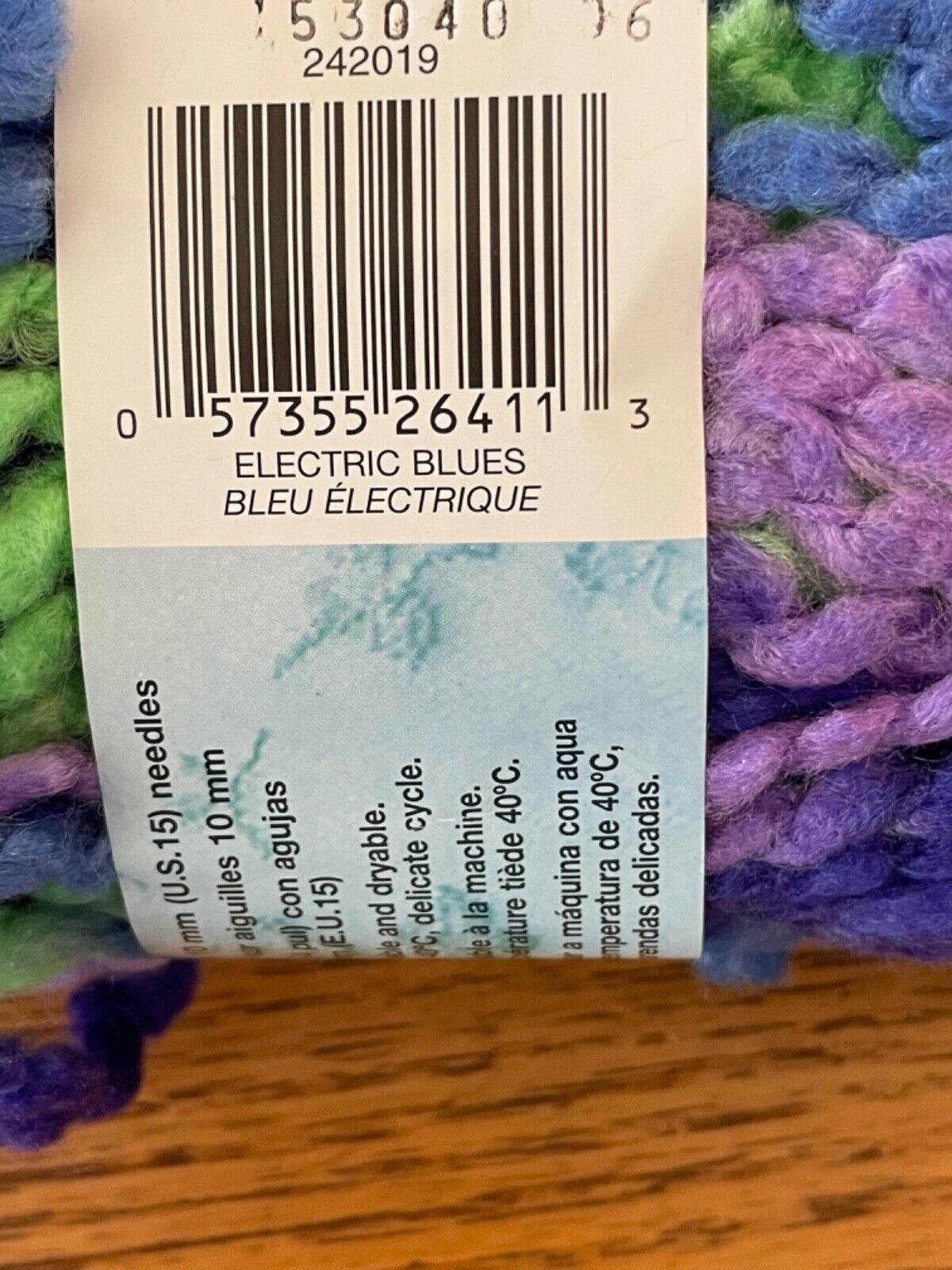 Patons Melody Quick & Cozy Super Bulky Weight Acrylic Yarn Ombres ...