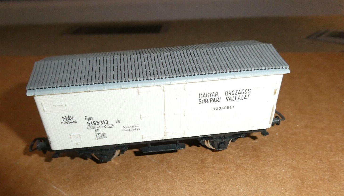 Vintage HO Scale Piko MAV Hungaria Budapest Freight Car 4" Long #2 ...