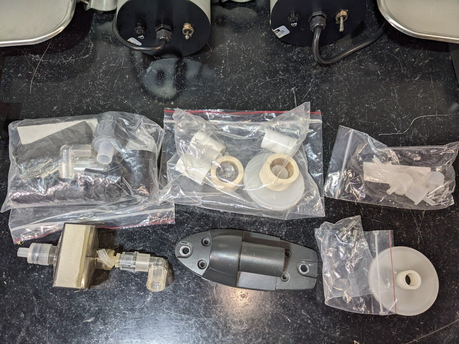 Smiths SurgiVet AES Active Evacuation System V7300 / LOT OF 2 WITH ...