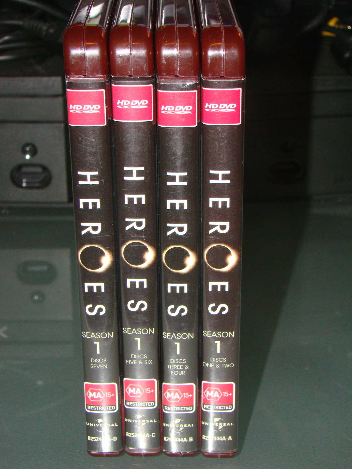 HD DVD - HEROES - SEASON ONE (7 Disc Set) (Will Only Play in HD-DVD ...
