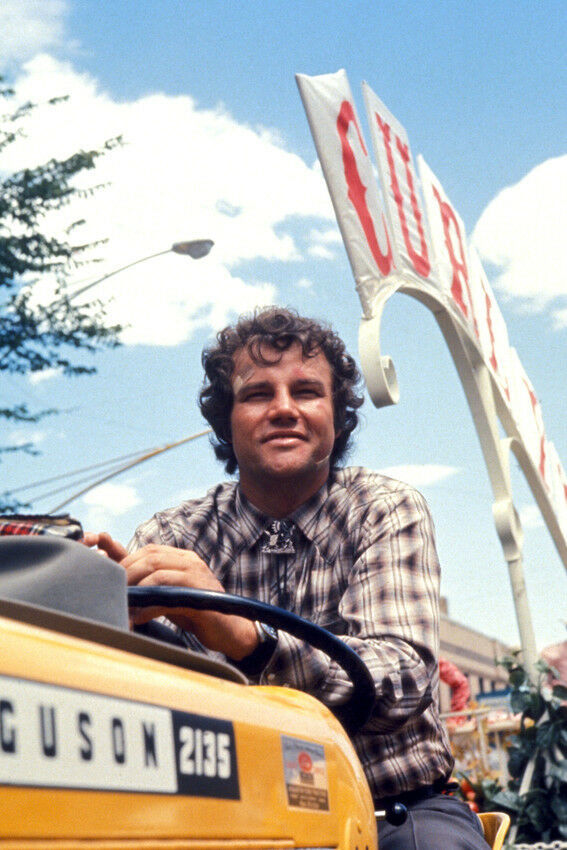 Joe Don Baker As Curly Bonner In Junior Bonner 11x17 Mini Poster - 2000-Now