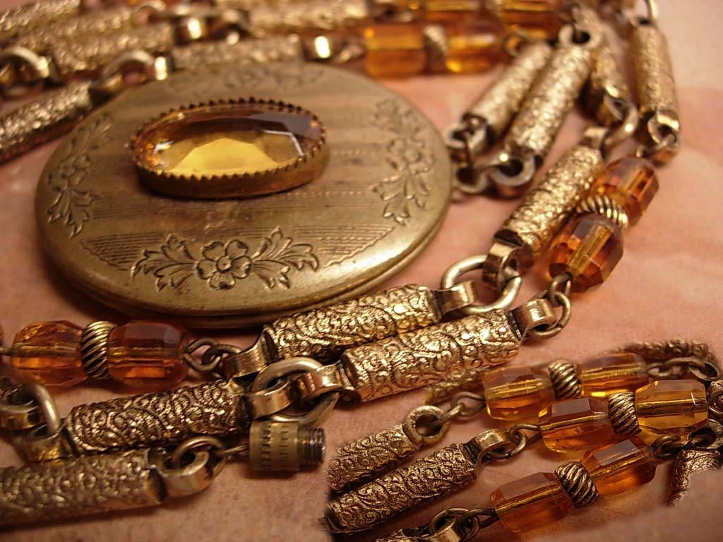 ANtique Art Deco Golden citrine Locket necklace - Necklaces & Pendants