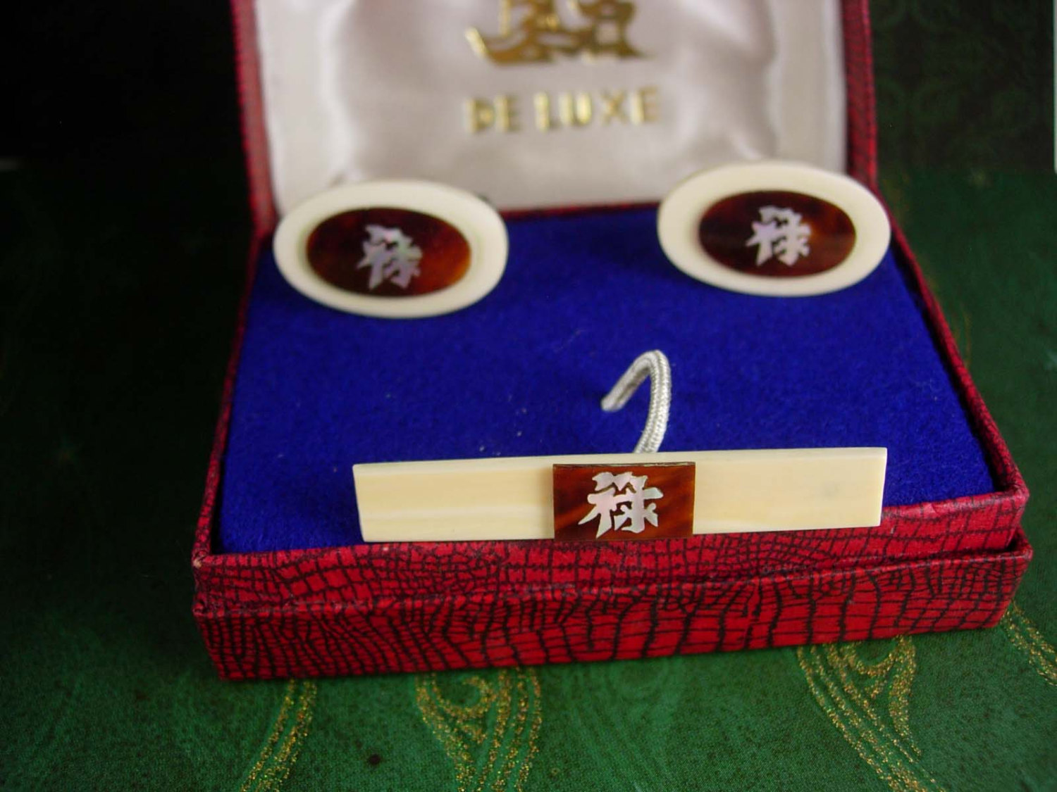 SYMBOLIC Vintage Chinese Silver Inlay Cufflinks HOPE Devotion LOVE ...