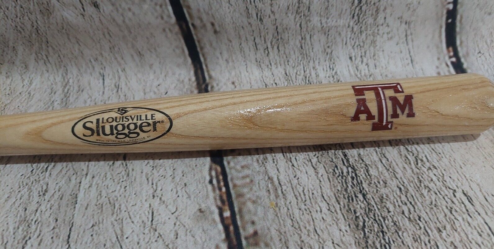 Louiseville Slugger Texas A&M Mini 16" Wooden Baseball Bat - GUC - Bats