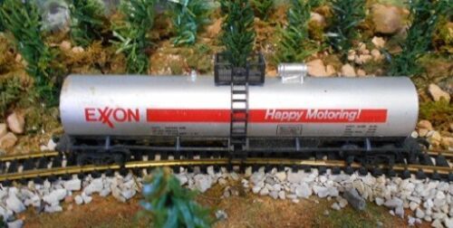 HO Scale: Tyco Exxon Tank Car, Oil Single Dome; Vintage Model Railroad ...