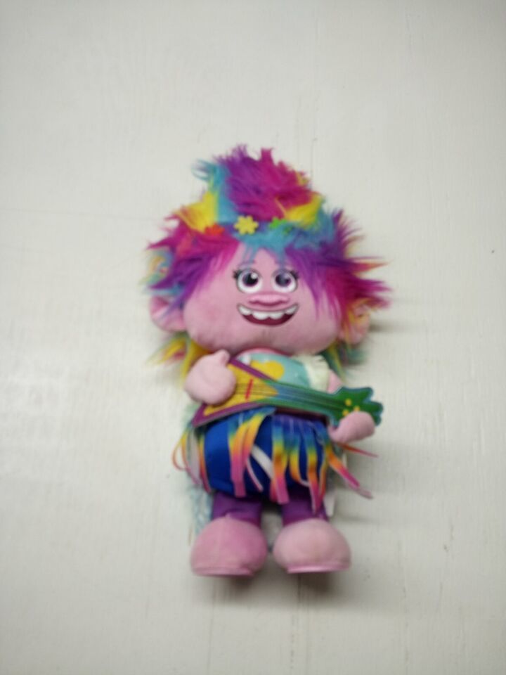 DreamWorks / TrollsTopia / Dancing Poppy Feature Plush, Ages 3 ... DreamWorks / TrollsTopia / Dancing Poppy Feature Plush, Ages 3 ...