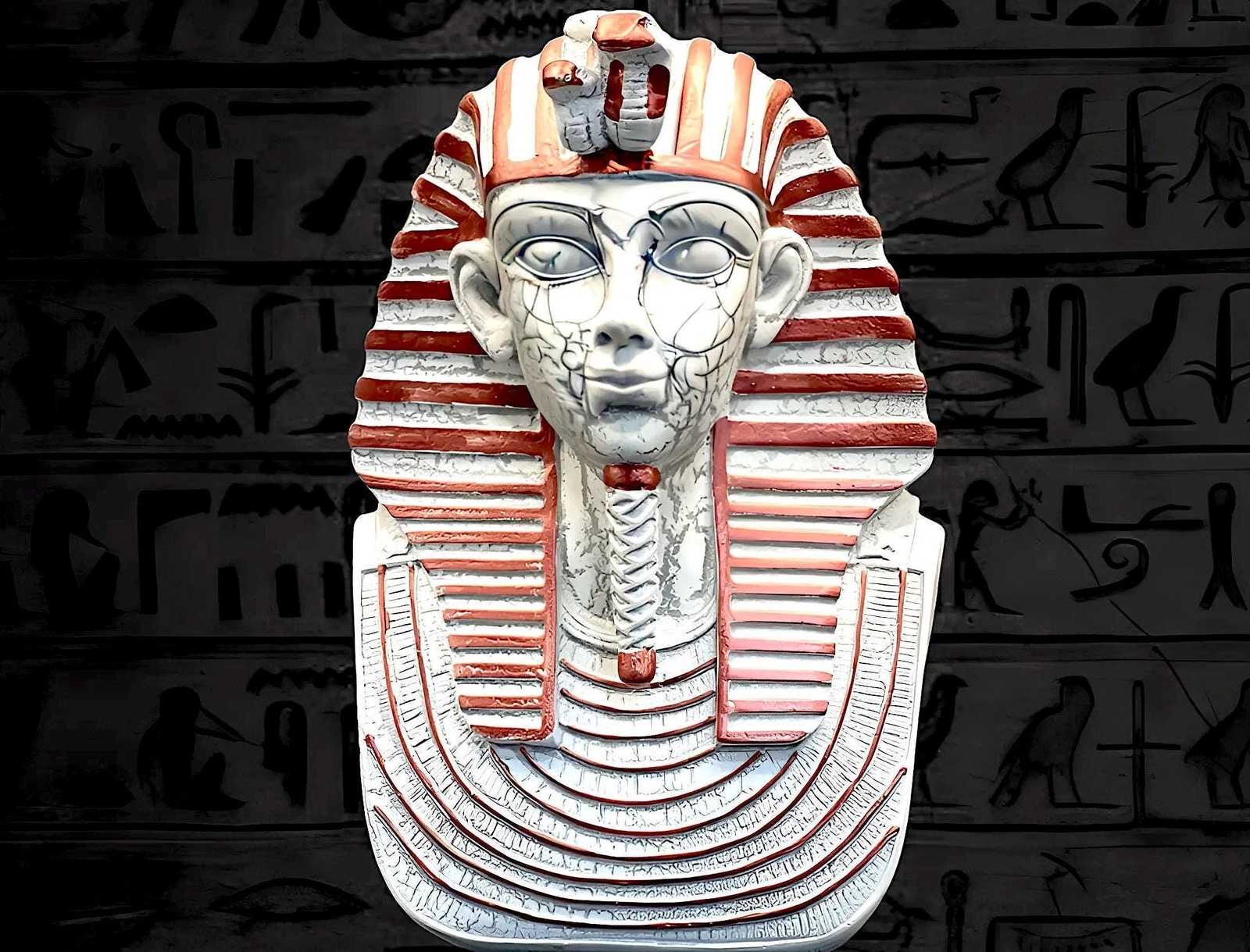 Incredible white marble Pharos mask of King Tutankhamun, Tutankhamun ...
