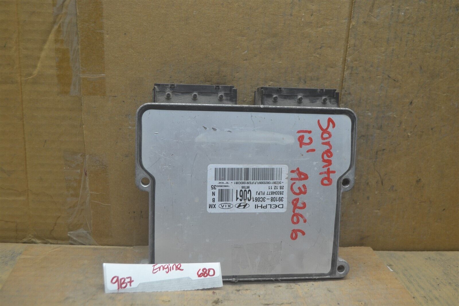 11-13 Kia Sorento Engine Control Unit ECU 391083C061 Module 680-9B7 ...