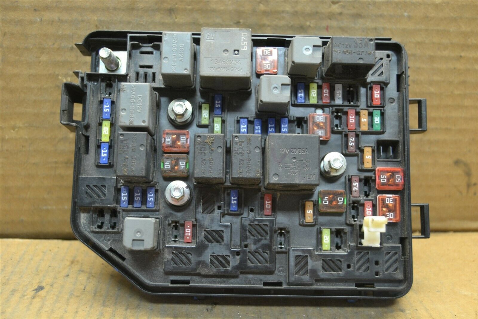 16-17 Chevrolet Spark Fuse Box Junction Oem 42483390 Module 138-X7 ...