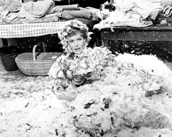 Maureen O'Hara covered in feathers in scene from 1963 McLintock 11x14 ...