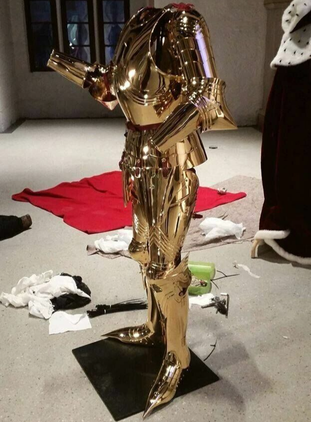 Medieval Gothic Armor Complete Suit Breastfeeding Legs Pauldrons Shoes ...