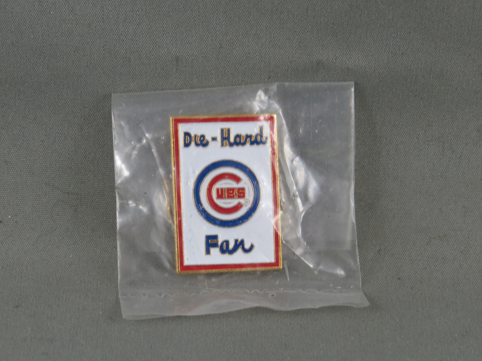 Chicago Cubs Pin (VTG) - Die Hard Cubs Fan - Stamped Pin (NIP ...