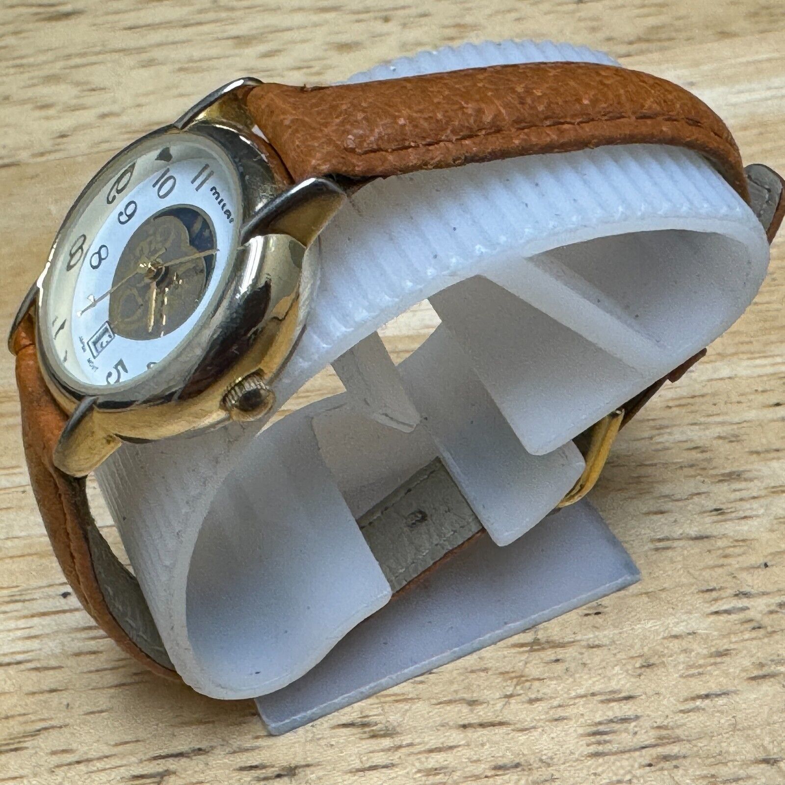 VTG Milan Quartz Watch Women Moon Phase Gold Tone Date Leather Analog ...