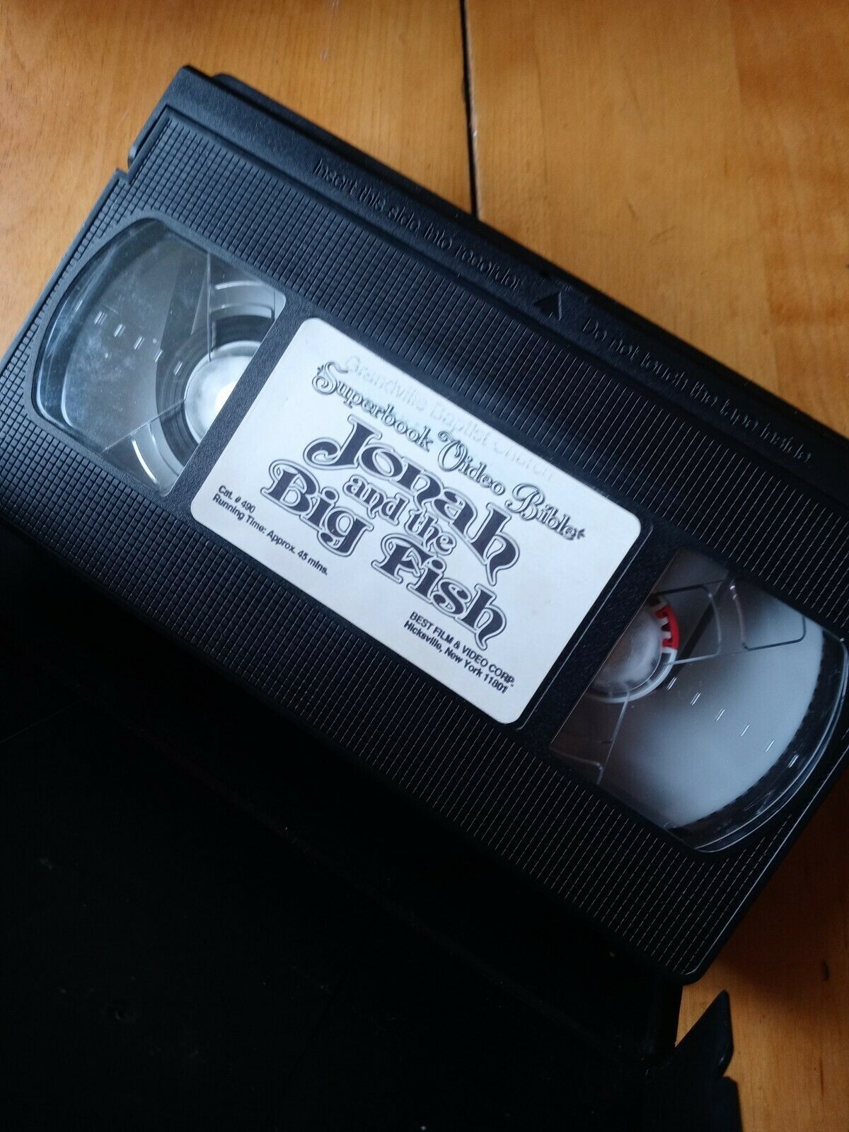Superbook Video Bible Jonah And The Big Fish VHS - VHS Tapes