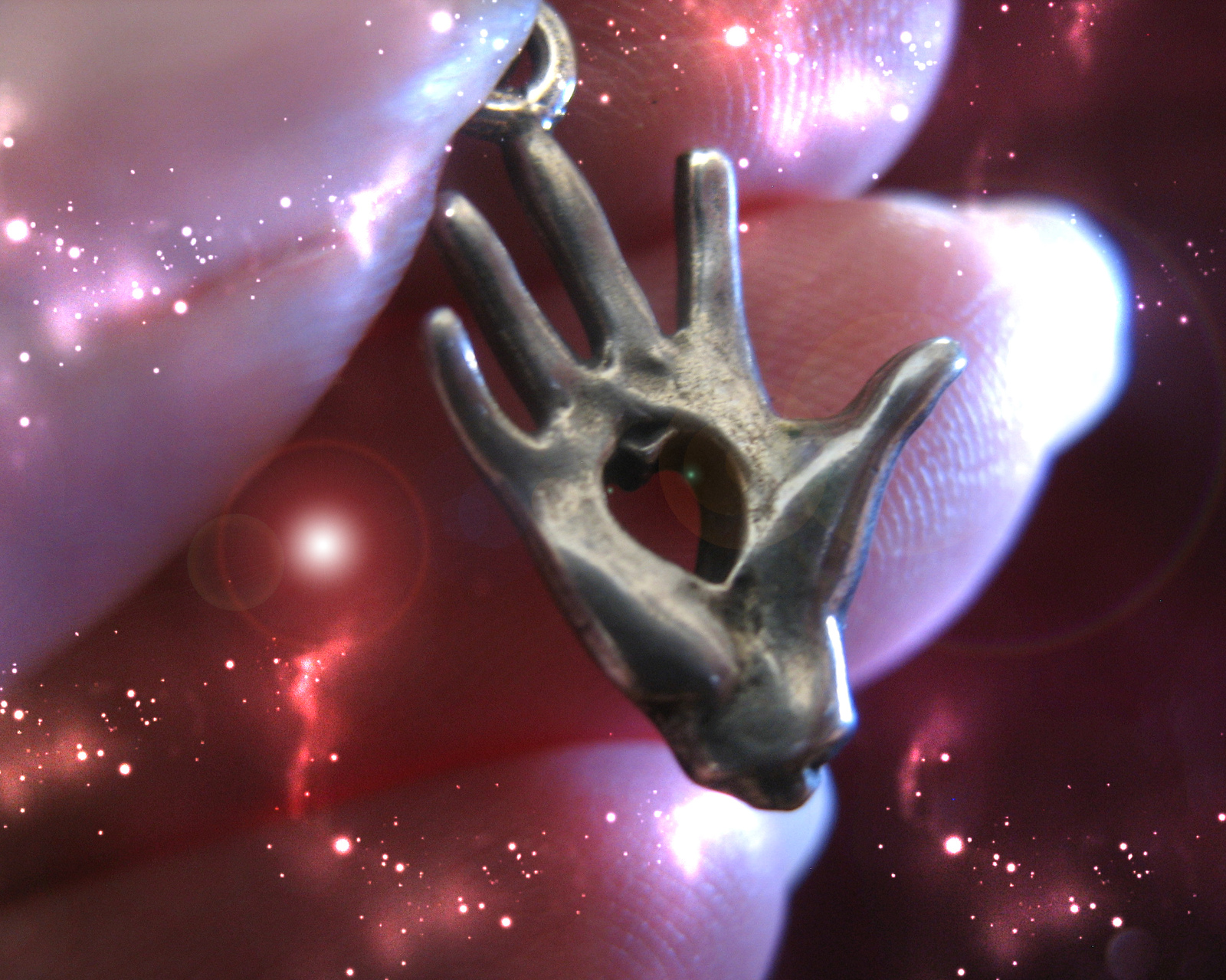 HAUNTED NECKLACE ILLUMINATED HAND MAGICK TOUCH POWERS HIGHEST LIGHT ...