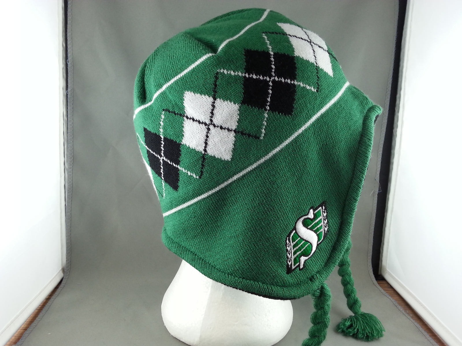 Saskatchewan Roughrider Wool Hat / Toque - Checkered with Ear Flaps ...