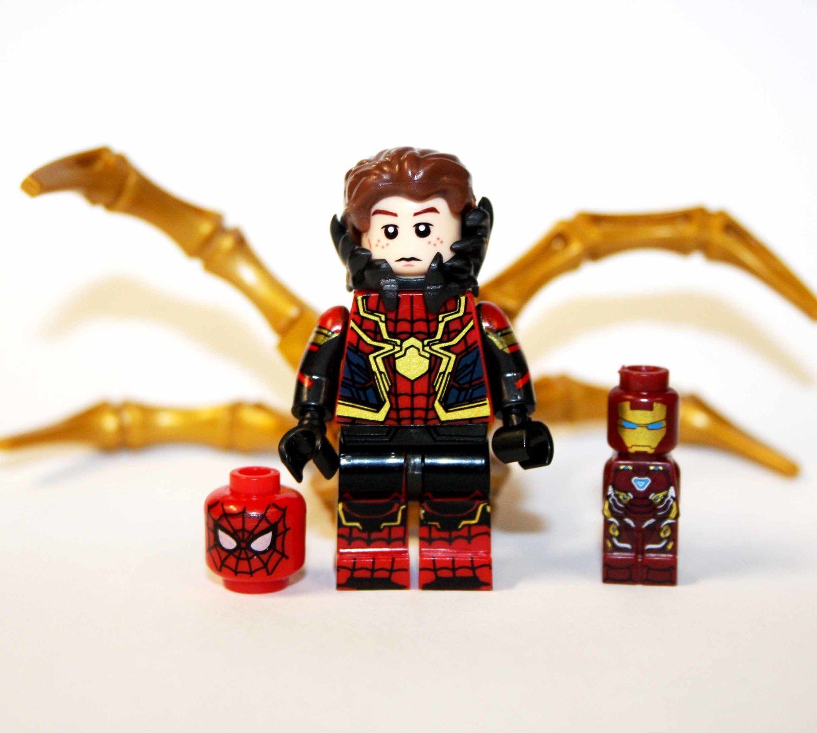 Building Block Iron Spider-Man Infinity War and 50 similar items