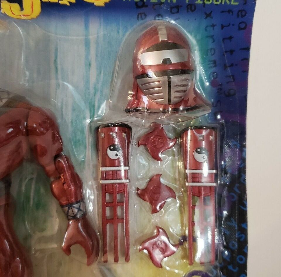 SUNCO XTREME NINJA'S 2002 RED POSEABLE ACTION FIGURE W/ WEAPONS TOY ...