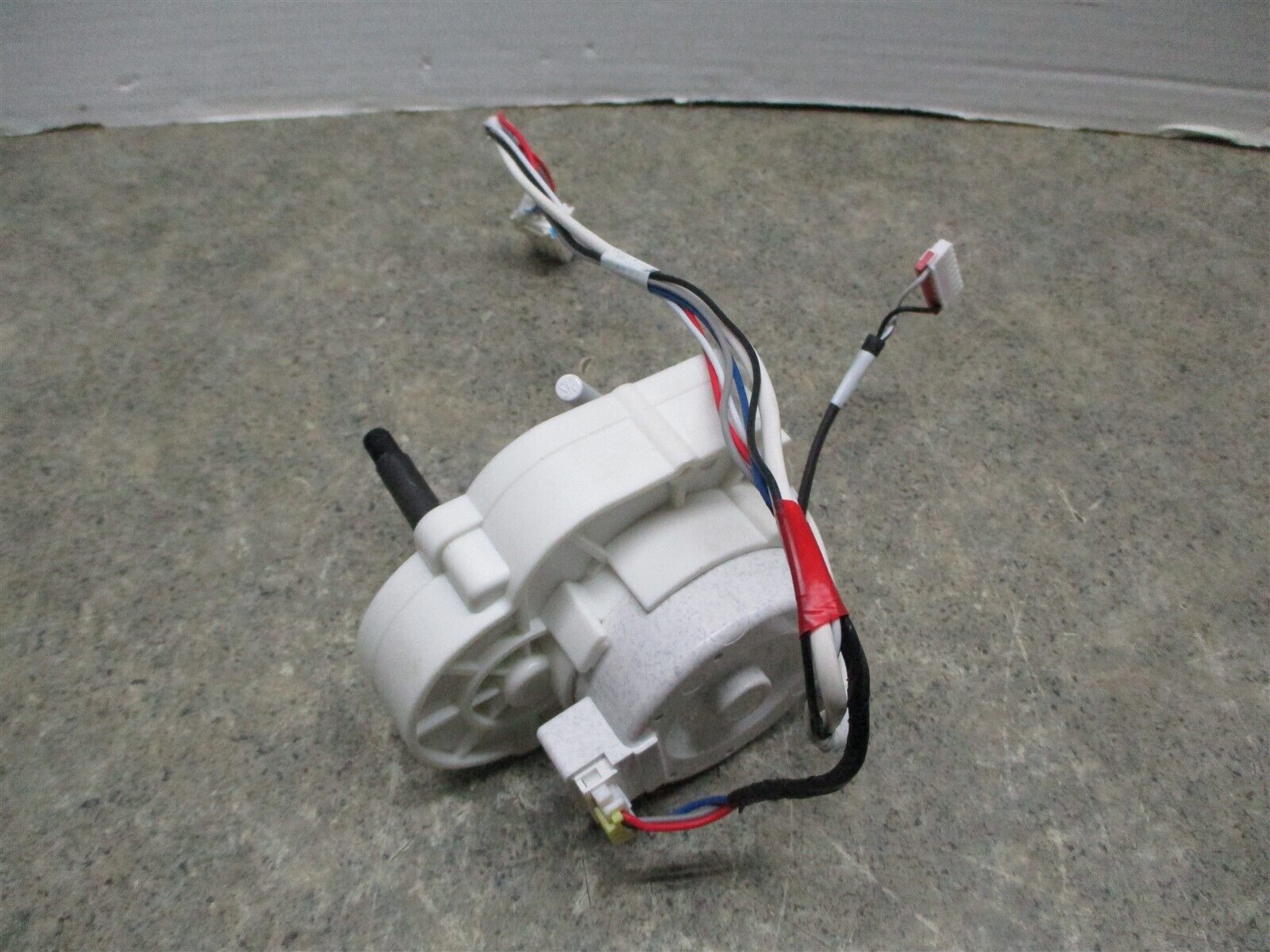 HISENSE REFRIGERATOR AUGER MOTOR PART # HRF254N6TSE - Refrigerator ...